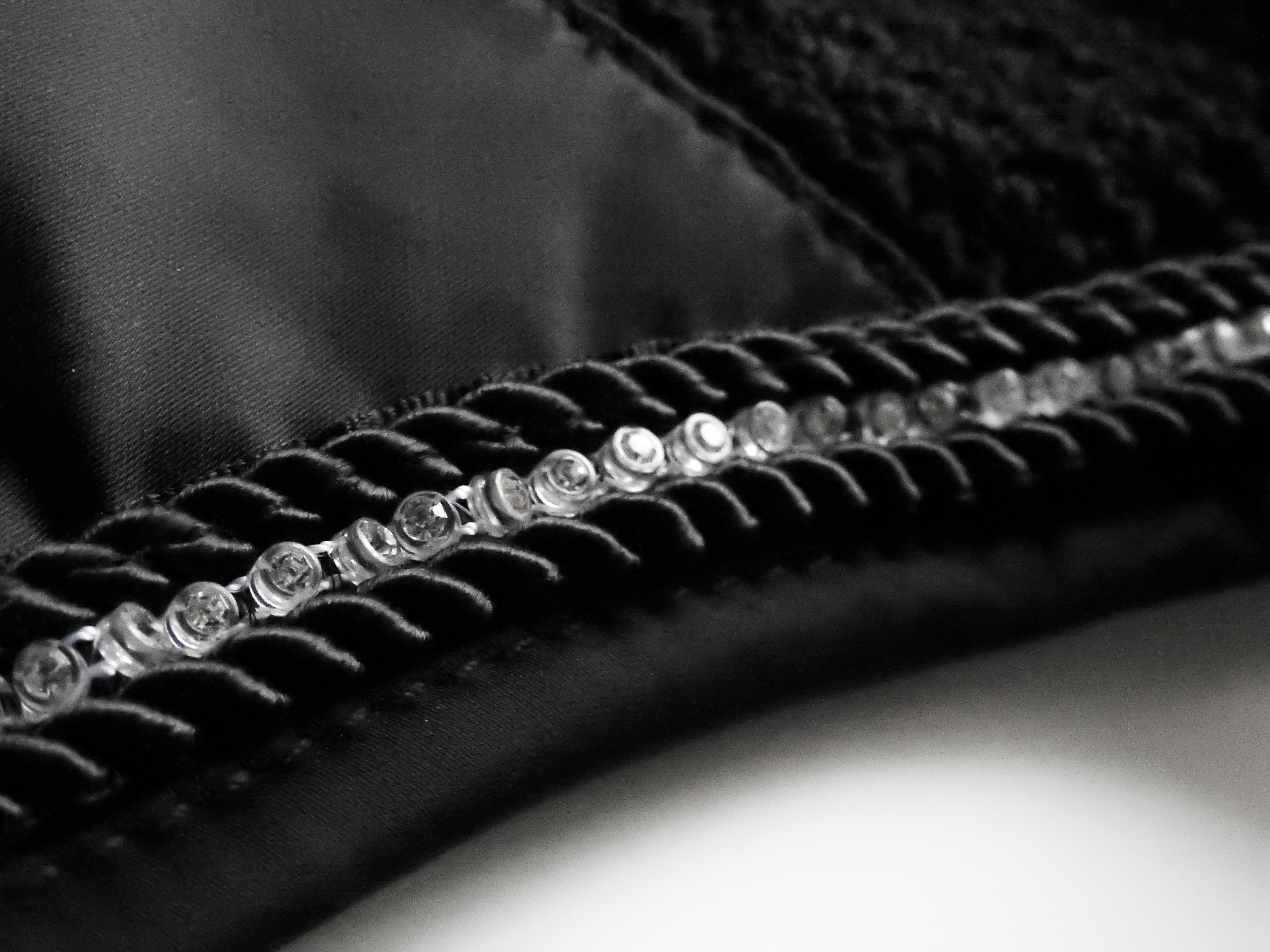 Ear Bonnet Classic Black – Kingston Equestrian